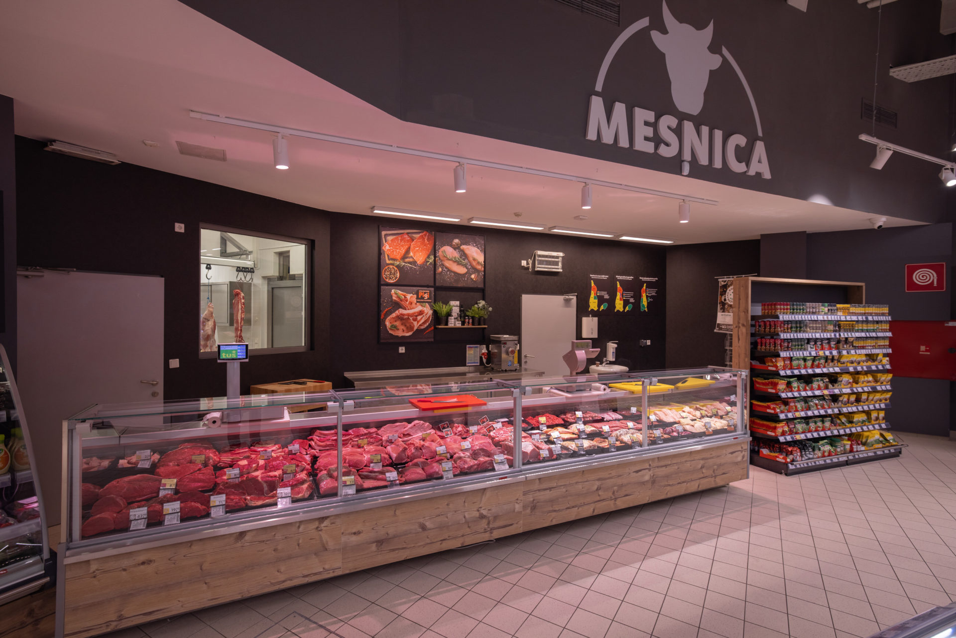 Tuš supermarket Idrija odslej popolnoma po meri kupcev - Tuš trgovine