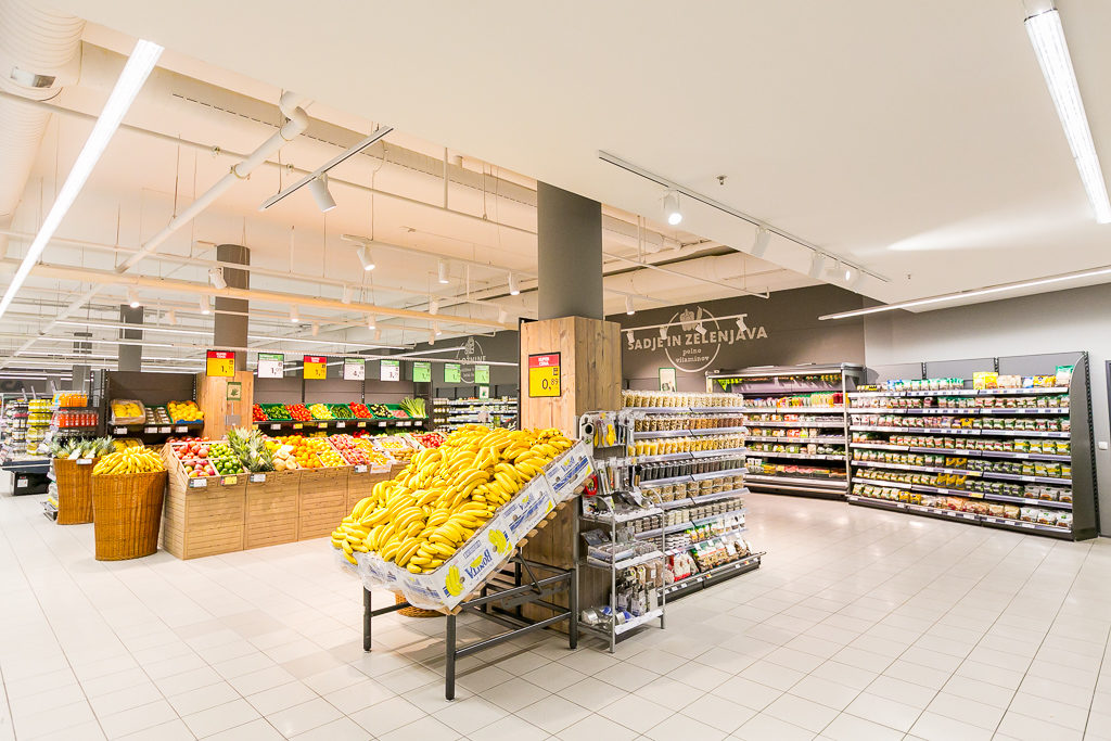 Prenovljen Tuš supermarket Planet Novo mesto - Tuš centri in zabava